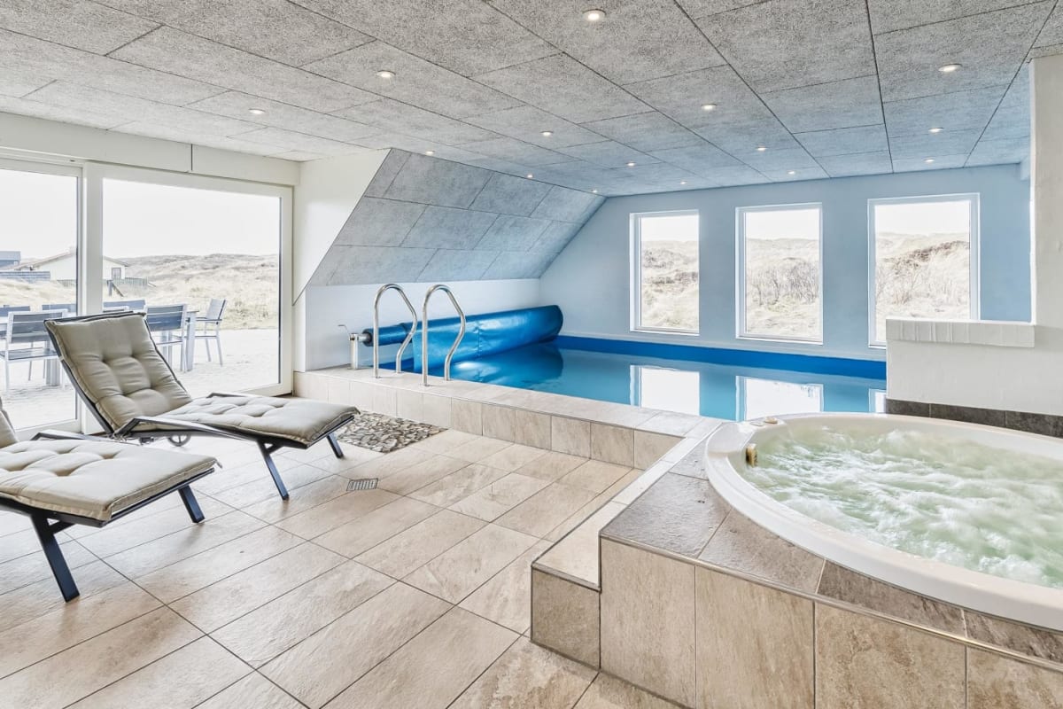 Sommerhus med pool